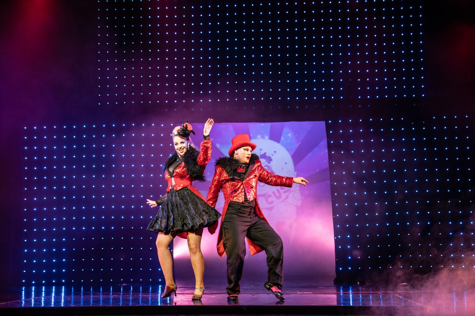 CZECH CABARET SHOW - Theatre Hybernia Prague