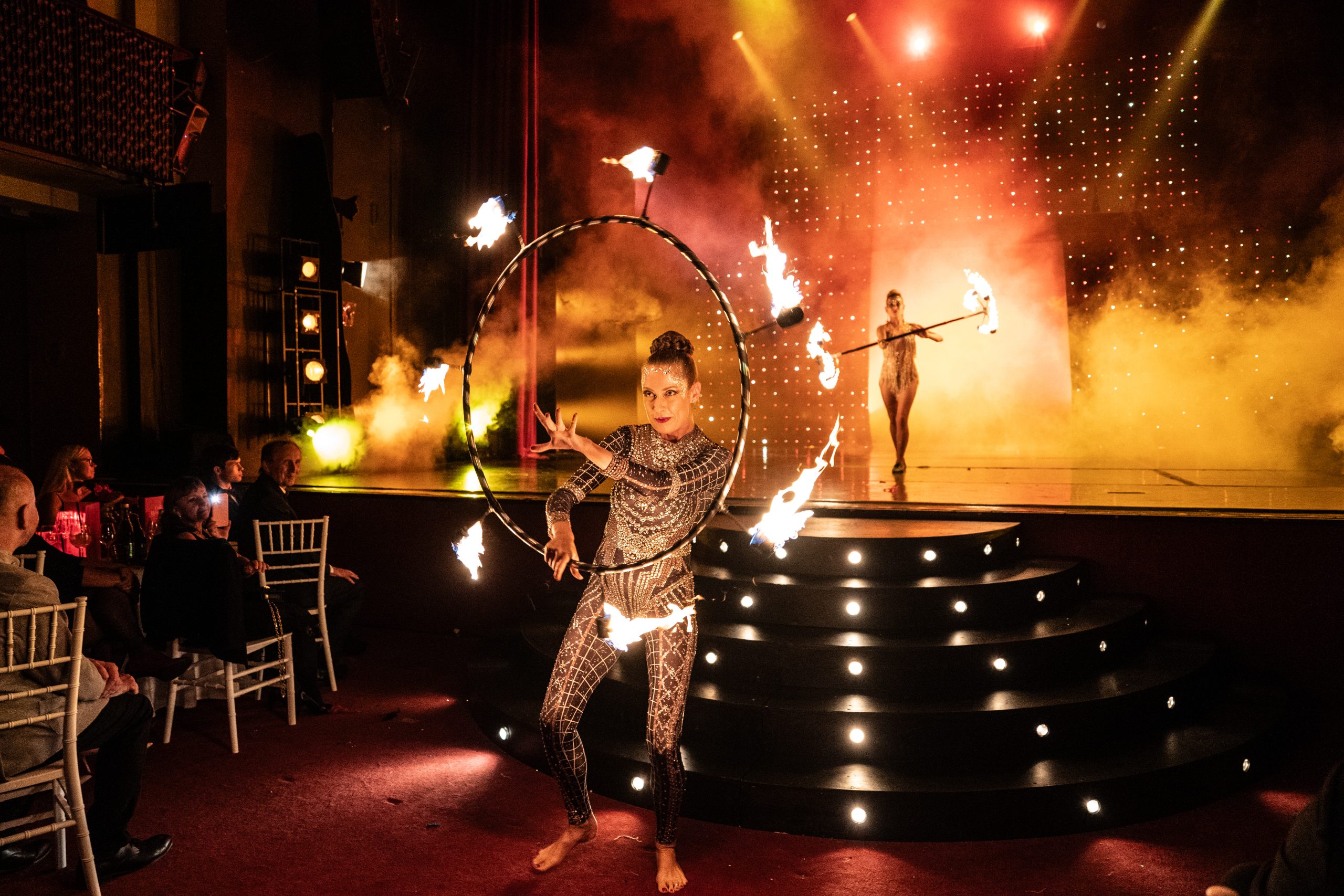 CZECH CABARET SHOW - Divadlo Hybernia