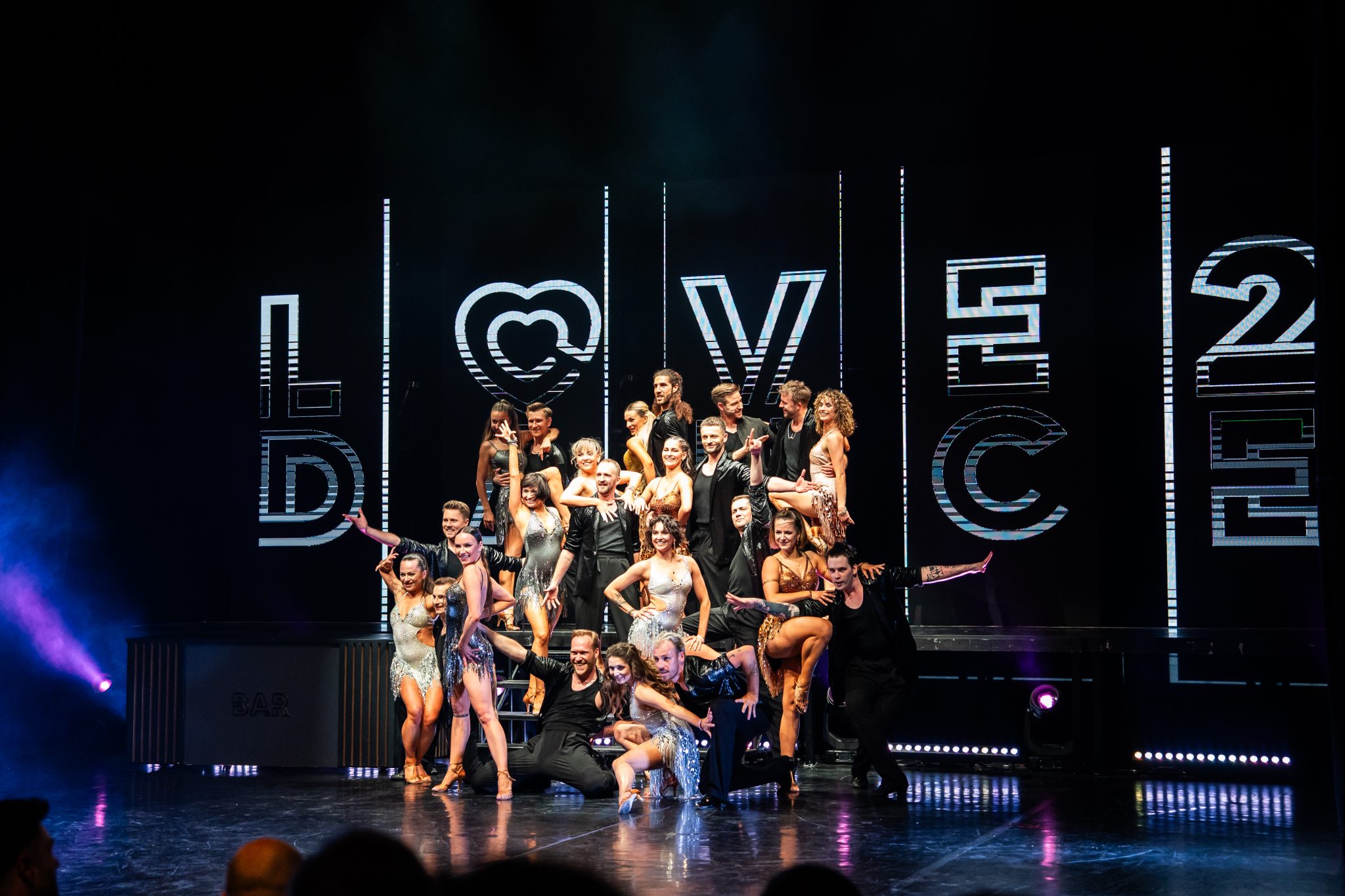 LOVE2DANCE - Láska, tanec a sen - Divadlo Hybernia